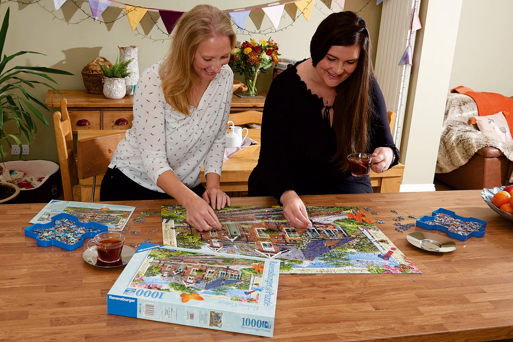 Ravensburger Country Cottage Collection No.13 - Railway Cottage 1000 ...