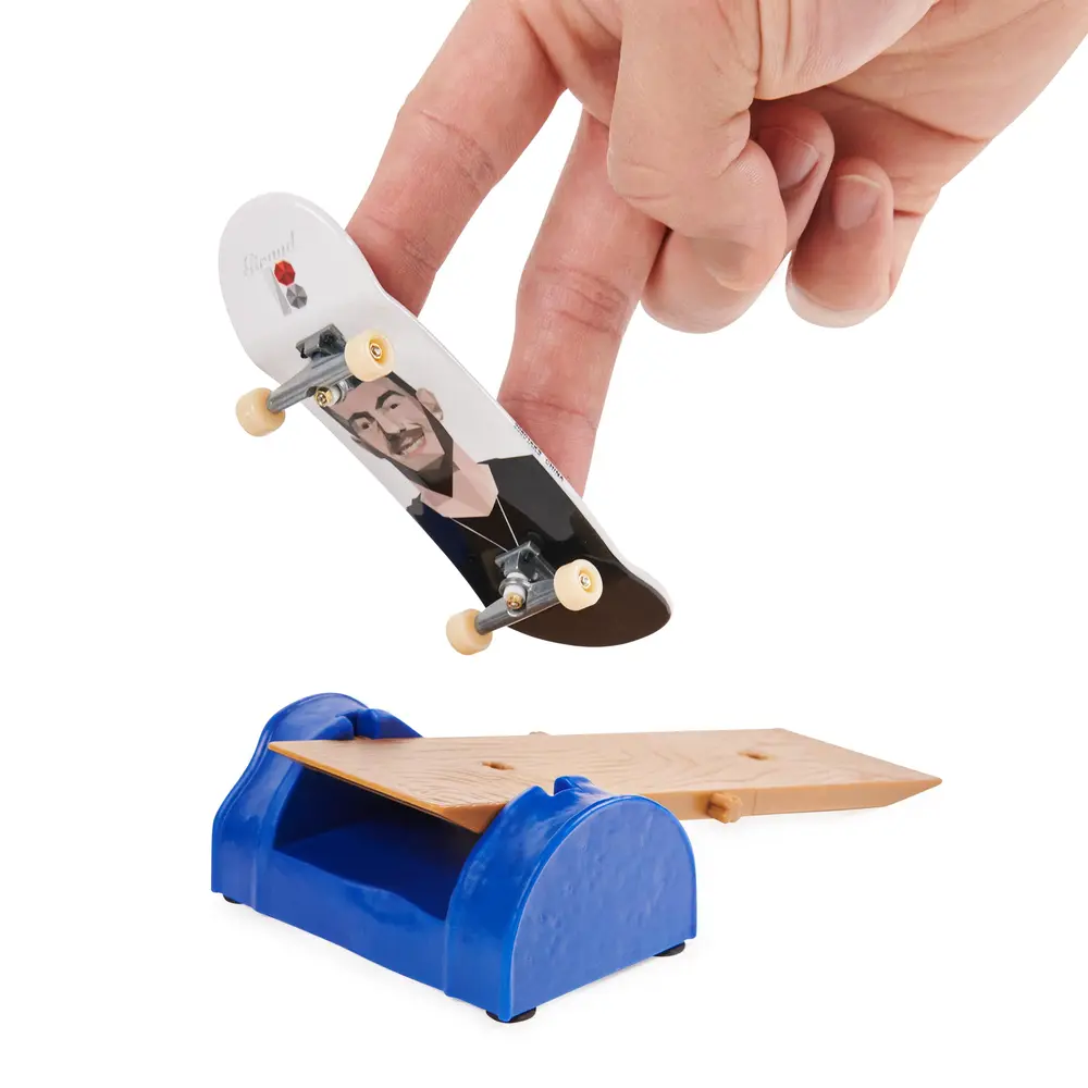Tech Deck Versus Series Fingerboard Set PLAN B